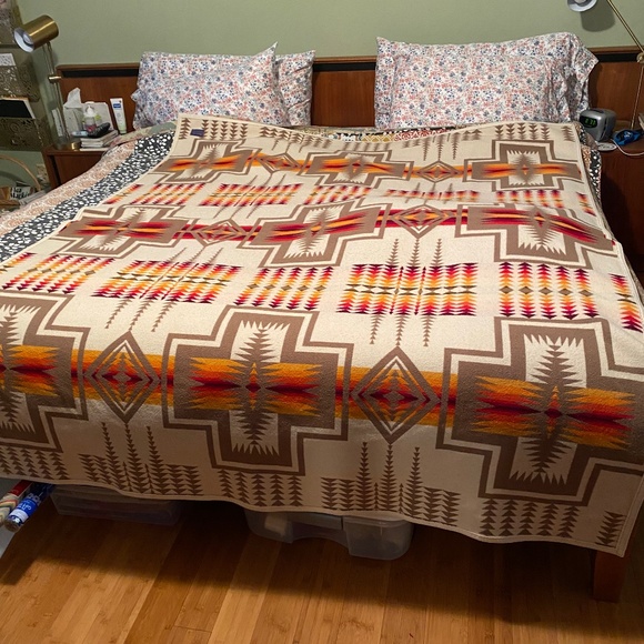 Pendleton | Bedding | Pendleton Wool Blanket | Poshmark